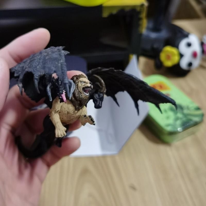 Monster Hunter Series Drug Bird Giant Beast Mammoth Dragon Model Hand ...