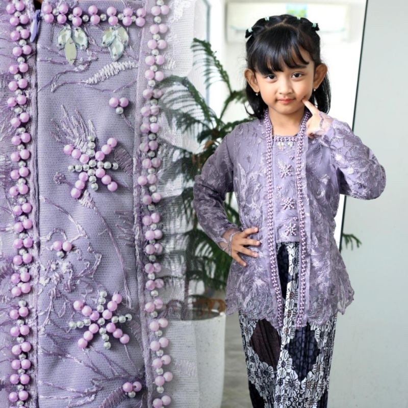 New Kutu kebaya for children, sequin kebaya, GRADUATION for children ...