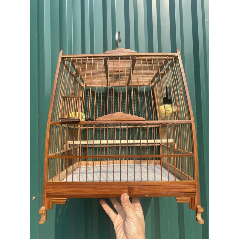 Self-assembled crested bird cage made of old bamboo with leaf door ...