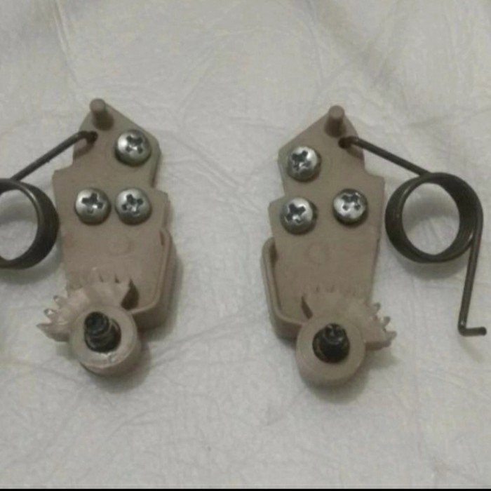 Original 2005 - 2015 innova drawer lid connection bracket | Shopee ...