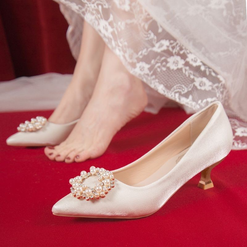Wedding shoes 2024 new Chinese style pearl buckle high heels bridal shoes pointed stiletto ...