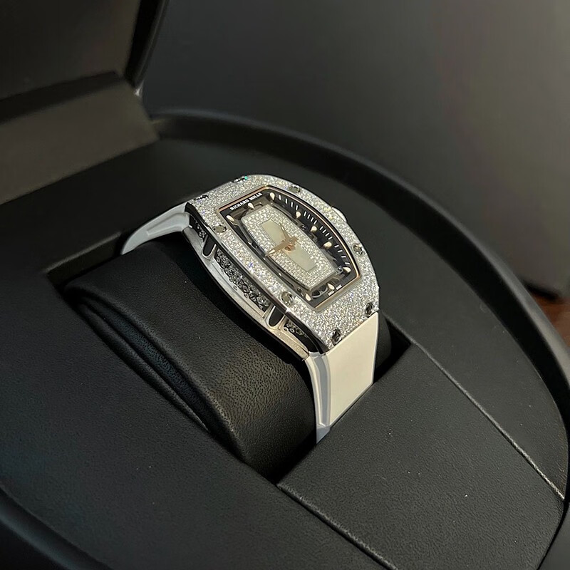 ((RM) Red Lip Women's Watch Ladies Series RM07-01 Original Diamond ...