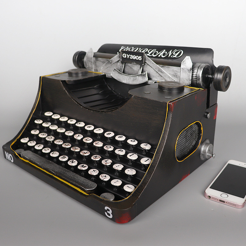 Simulation Retro Typewriter Model Iron Art 7080 Old-Fashioned Object ...
