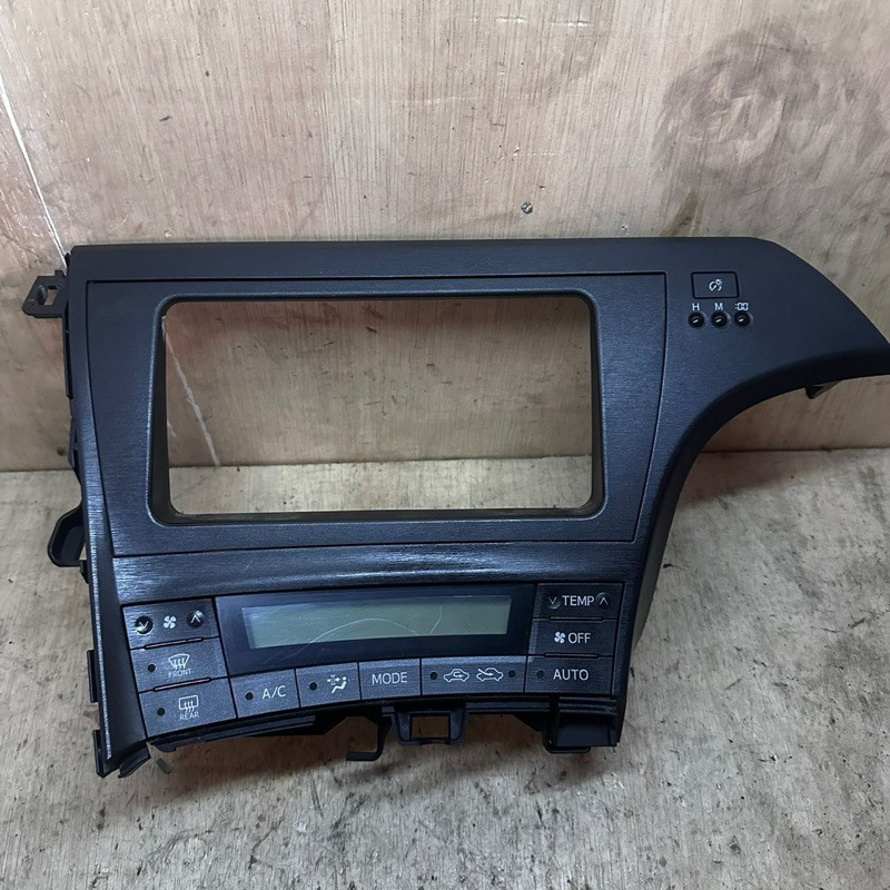 Toyota Prius Zvw30 Aircond Switch Suis Panel Cover IMPORTED FROM JAPAN ...