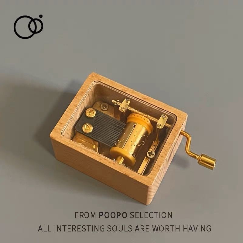 Hand-cranked Music Box Wooden Spirited Away Solid Wood Mini Music Box ...