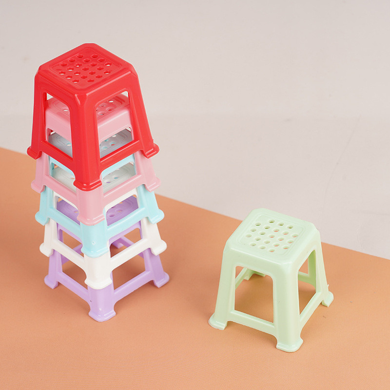 4pcs Miniature Plastic Stools Colorful Plastic Seat Square Top Backless ...