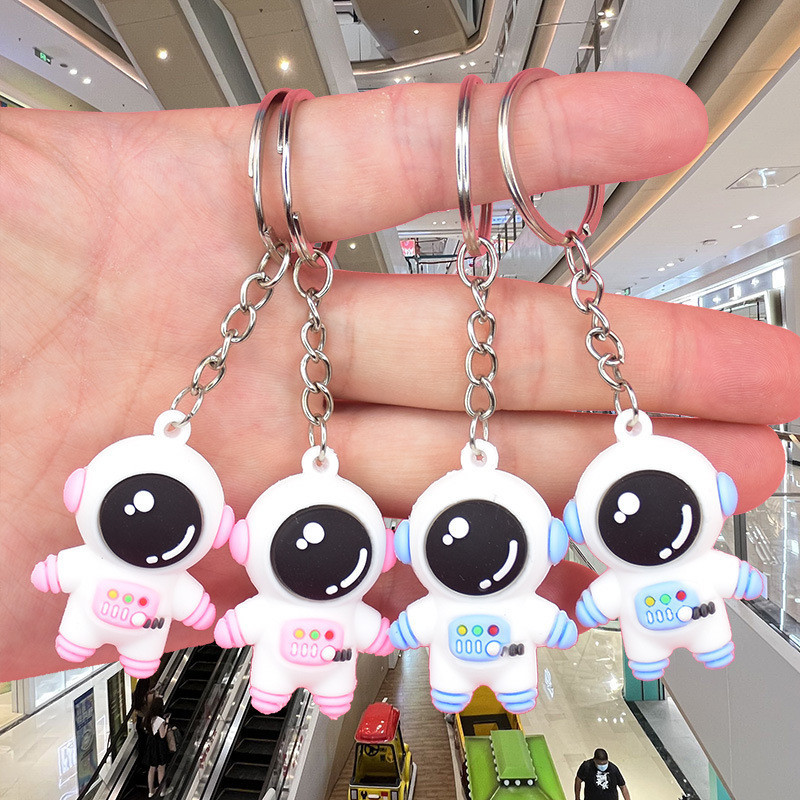 Keychains Astronaut Kawaii Key Chain Spacemen Cute Keychains Pendant ...