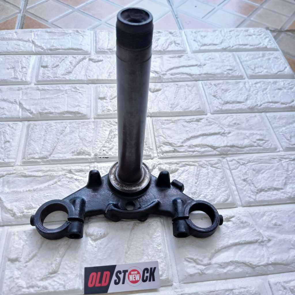 SUZUKI TS-100 TS100 STIR HANDLEBAR BOTTOM TRIANGLE POLE | Shopee ...