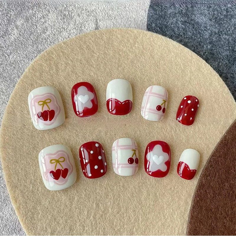 24Pcs/BOX Girl Kids Fake Nails Set with Glue DIY Nail Chips Hot Sale ...