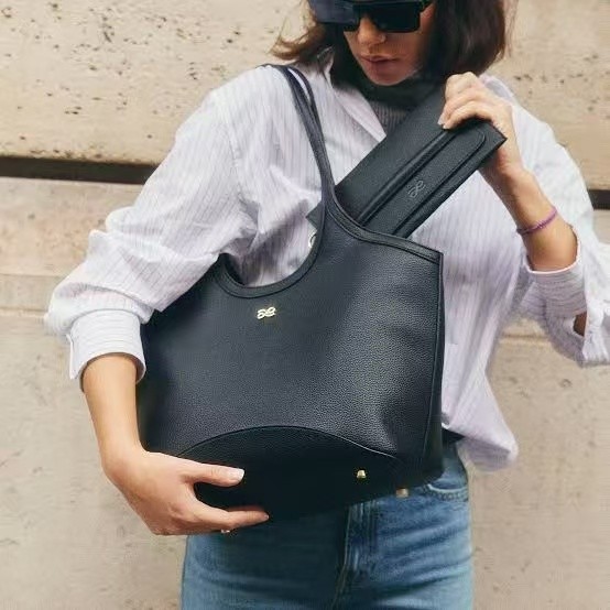 house of little bunny bag SOLEIL PU Large capacity tote bag | Shopee ...