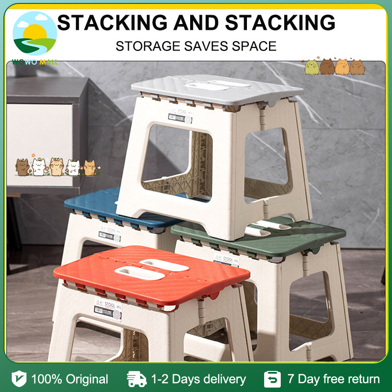 Outdoor picnic, setting up a stall, fishing, portable hand-held folding ...
