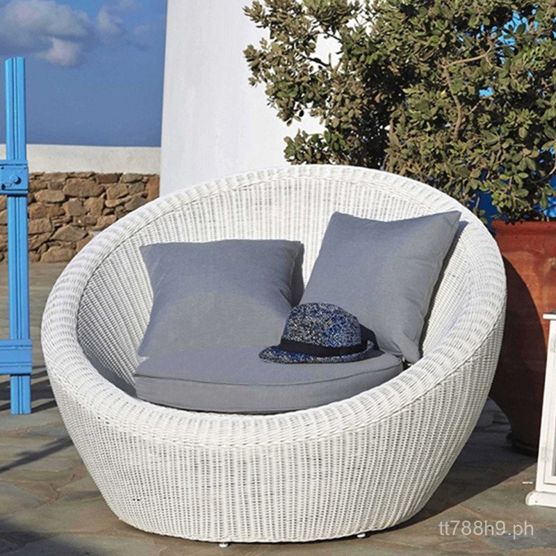 Outdoor Patio Rattan Large Round Bed Outdoor Garden Pool Beach Chair ...