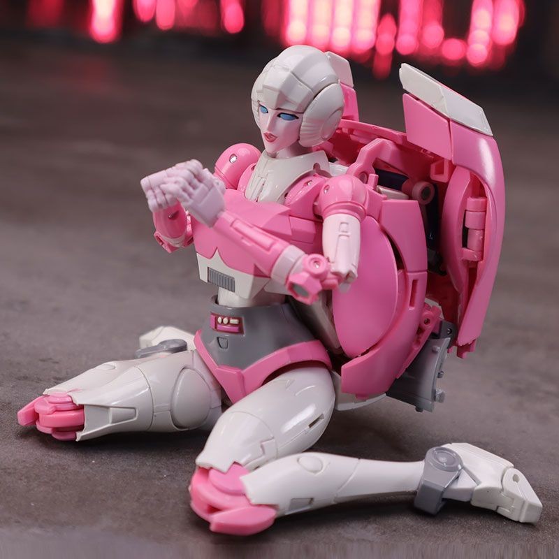MP51 Arcee Pure K Version Car Transformation Toy Third Party Dual Form ...