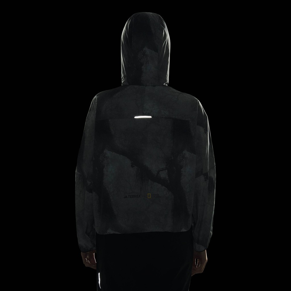 adidas Hiking & Outdoor National Geographic Windbreaker Women Grey ...