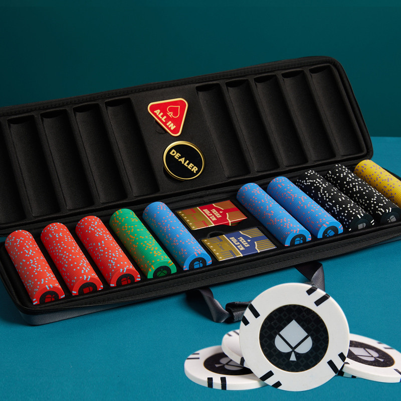 Texas Hold'em Clay Chip Set 300 Chips / 500 Chips / 1000 Chips (Equal ...