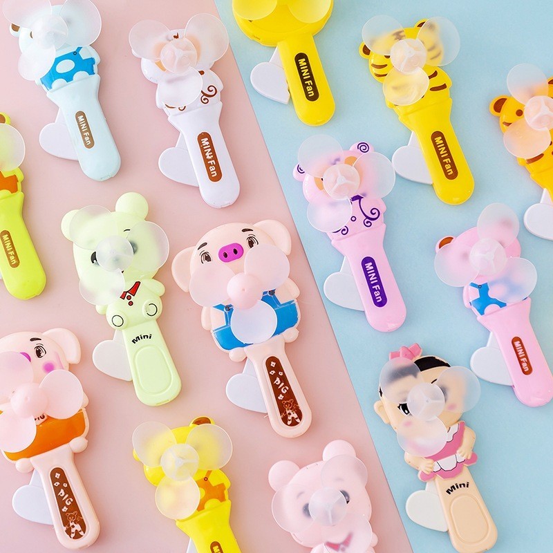 random Design hand-cranked fan Mini portable hand press fan cute ...