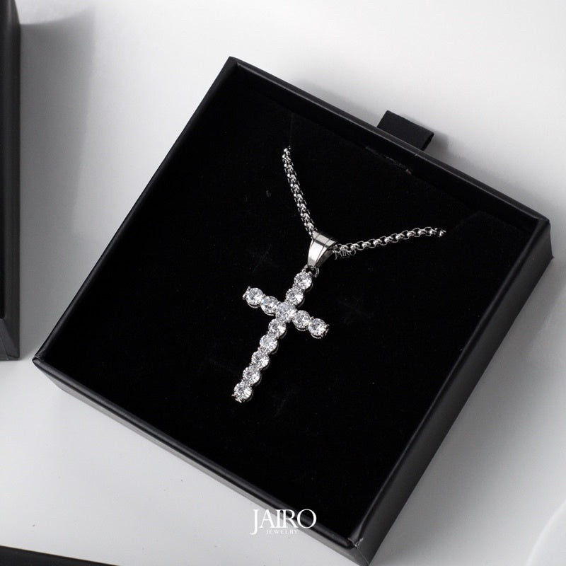 JAIRO Matheus Iced Out Crucifix Cross Necklace in Silver | Shopee ...