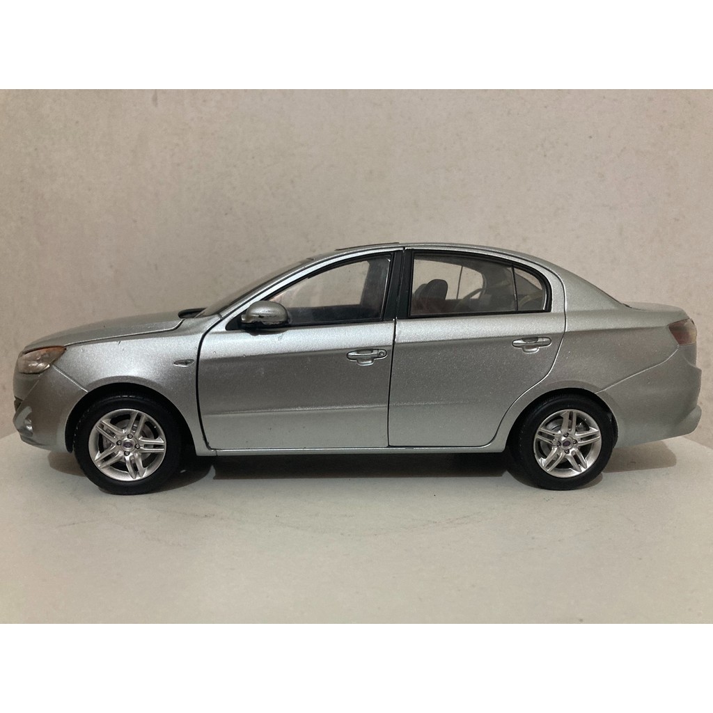 Original Factory 1/18 China FAW OLEY Car Model Alloy Model Compact ...