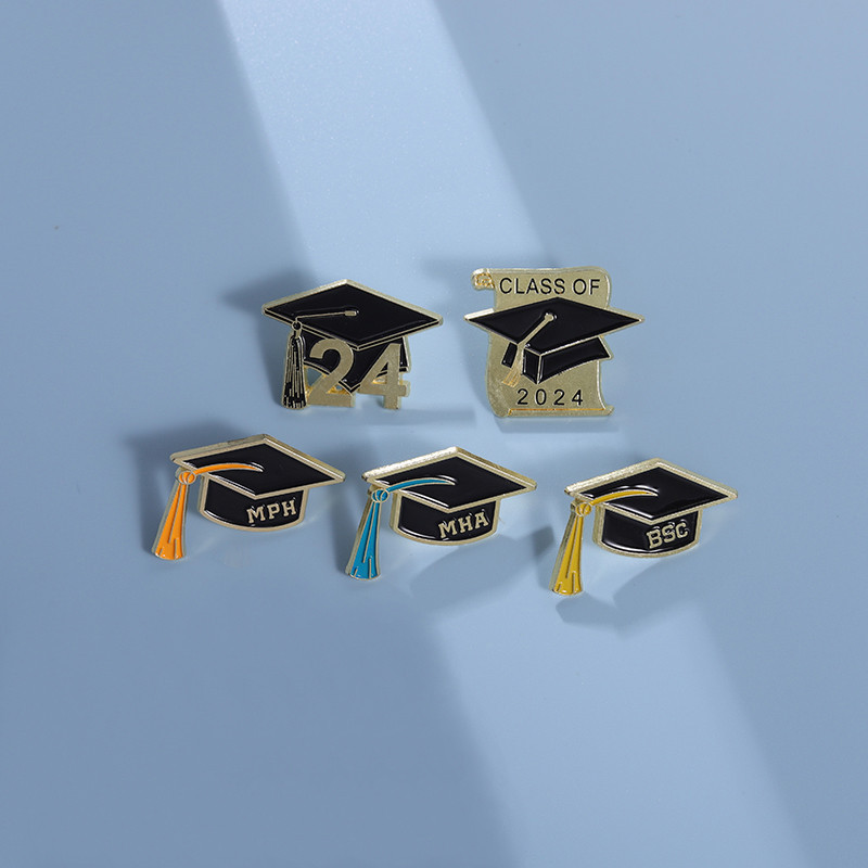 2024 Senior Year Graduate Enamel Pins Brooches Bachelor Hat Graduation ...