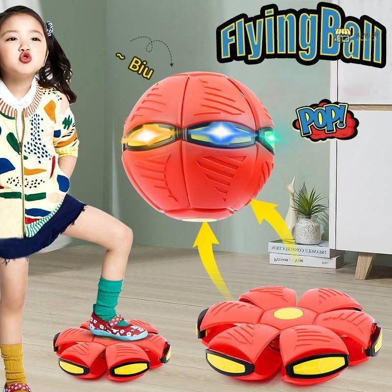 UFO flying ball children throwing disc magic ball children outdoor ...