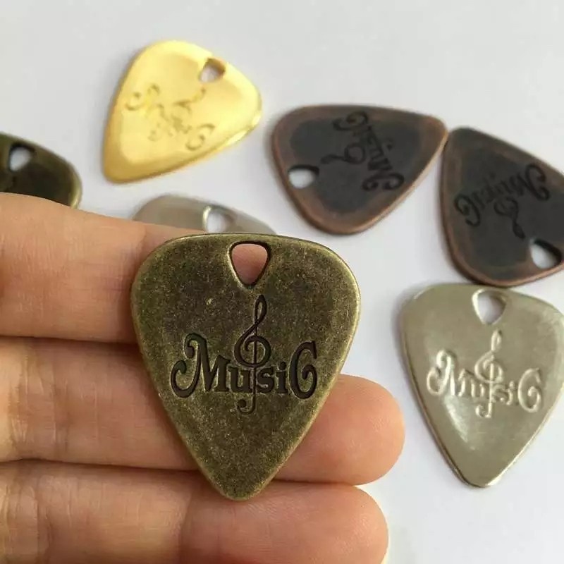 Guitar Pick/Guitar Pick Metal Material logo Music Symbol | Shopee ...