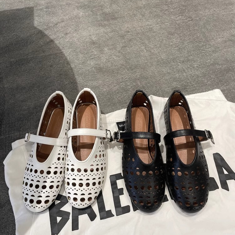 French Hollow Ballet Shoes Flat Buckle Mary Jane Shoes Women's Hole ...