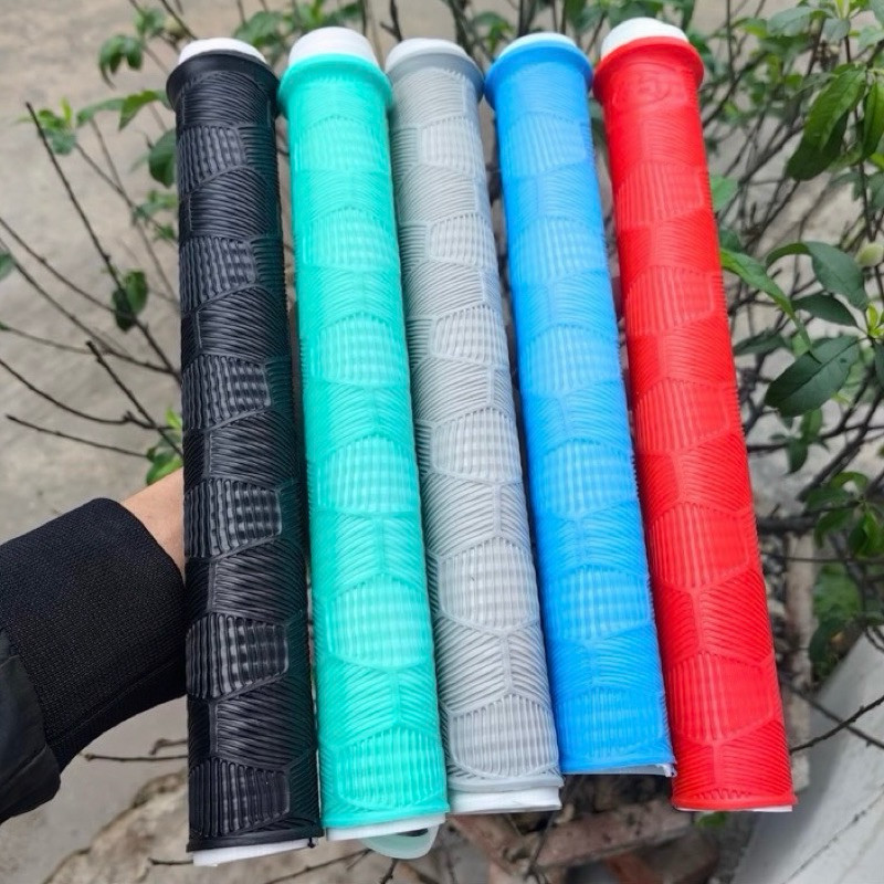 3D Pattern Self-Retracting Fishing Rod Handle, Anti-Slip Fishing Rod ...