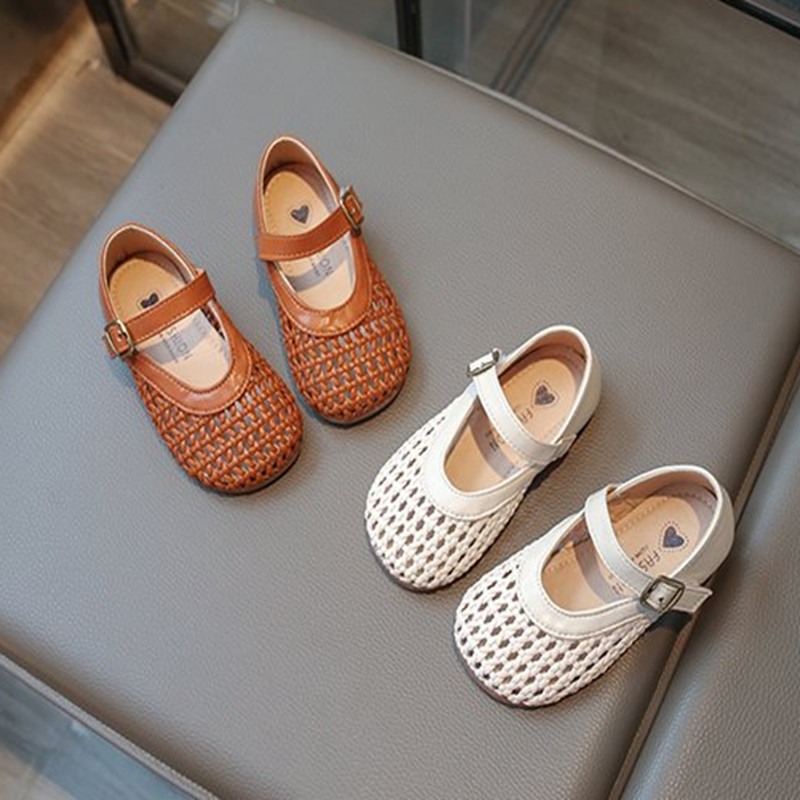 Stylish Simple Anti-collision Flat Shoes for Baby Girls Woven Hollow ...