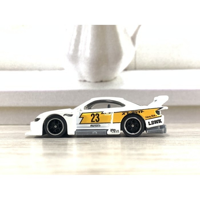 HOT WHEELS RUBBER TIRE WHEELS MODEL MUST BE BLACK DIECAST | Shopee ...