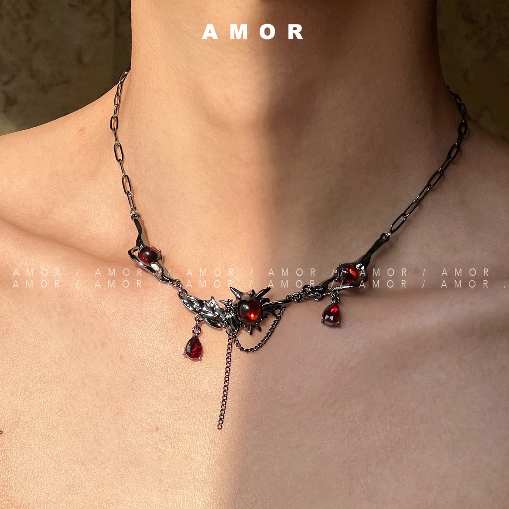 Dark irregular ruby necklace with niche design, hip-hop street fashion ...