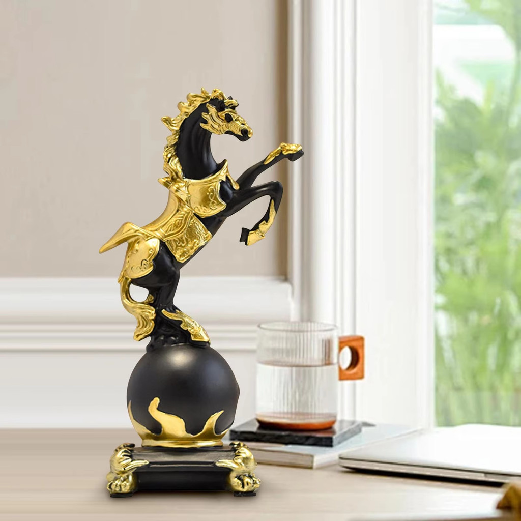 2026 Success Horse Art Ornaments Lucky And Wealth Resin Decorations ...