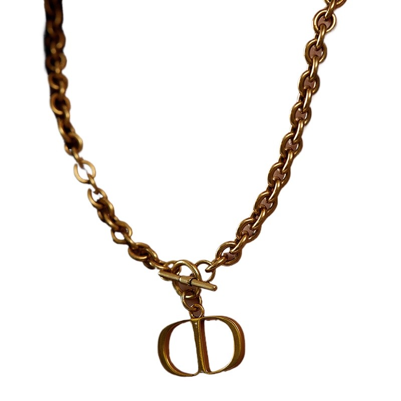 Chanel Style 2021 Niche Design Collarbone Chain CD Classic Light Luxury ...