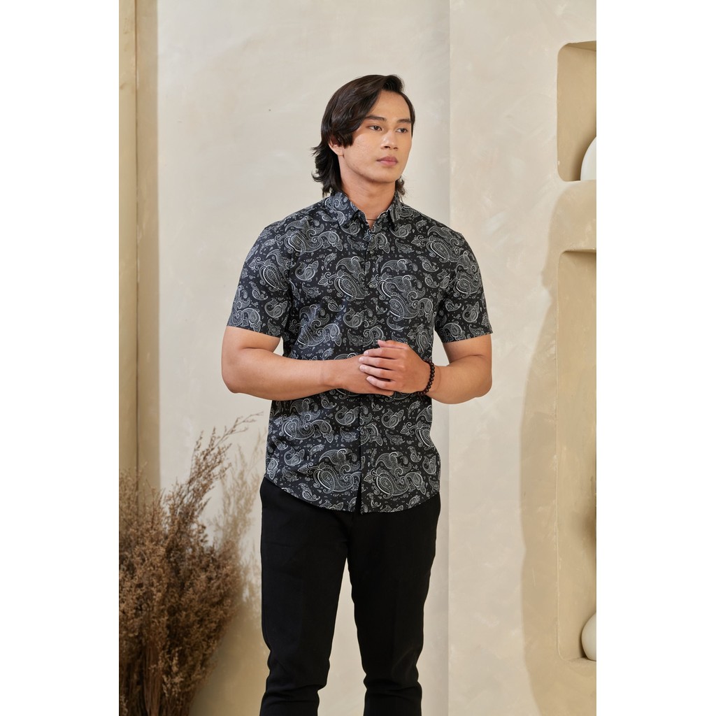 I Am Famous Slim Fit Shirt - Black | Shopee Philippines