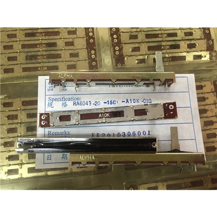 ⊲ Taiwan ALPHA RA6043-20-15C 7.5 cm straight slide single potentiometer ...