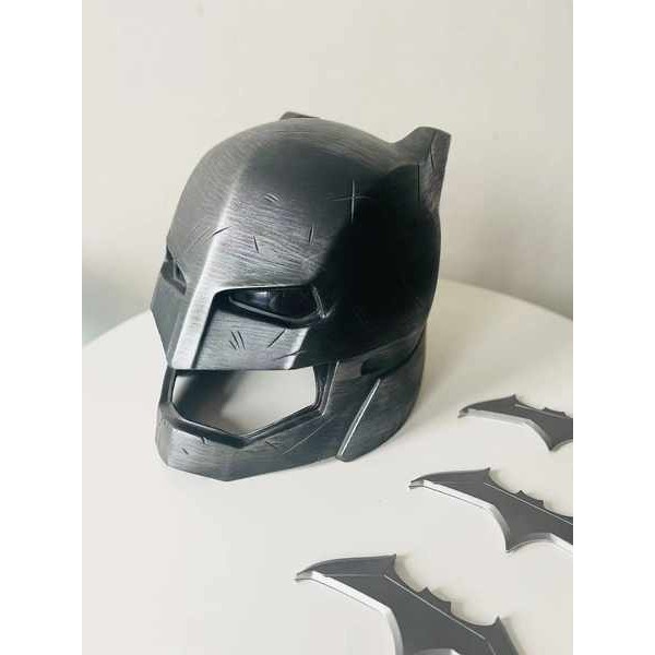 batman action figure Batman Mask Helmet Headgear Batman Handsome Shake ...