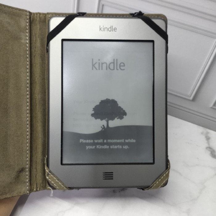 Sell Amazon Kindle D01200 Touch Wi-Fi 6 inch Second | Shopee Philippines