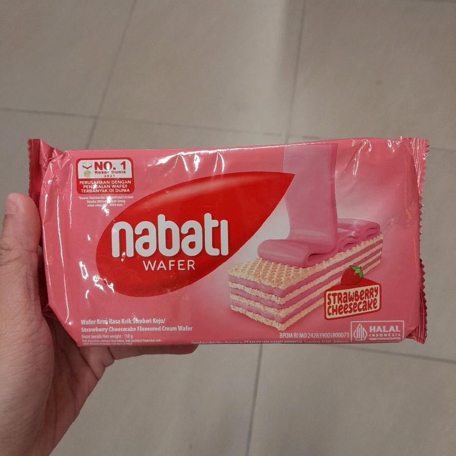 Nabati Bites Strawberry Cheesecake Cream Wafer 110g | Shopee Philippines