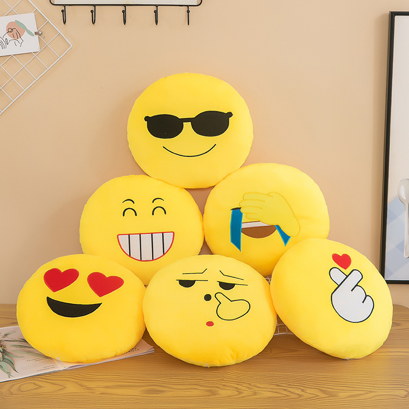 Qq emoji Pillow Lying Pillow Can Insert Hands emoji Spoof emoji Doll ...