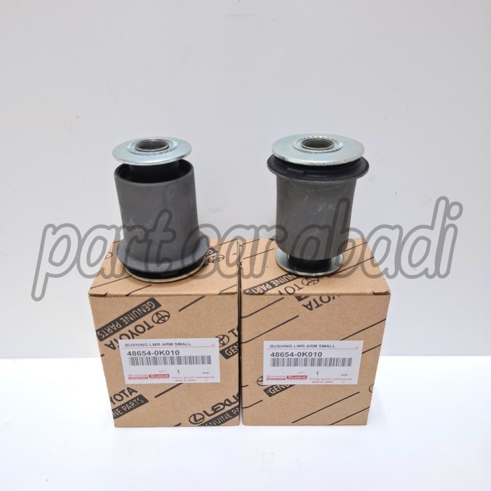 Lower Arm Bushing Small / Small Lower Front Wing Set 2Pc Toyota Innova ...