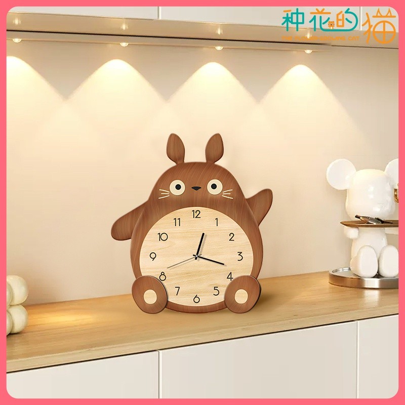 Cartoon Totoro Table Clock Ornaments Creative Mute Wooden Pointer Clock ...
