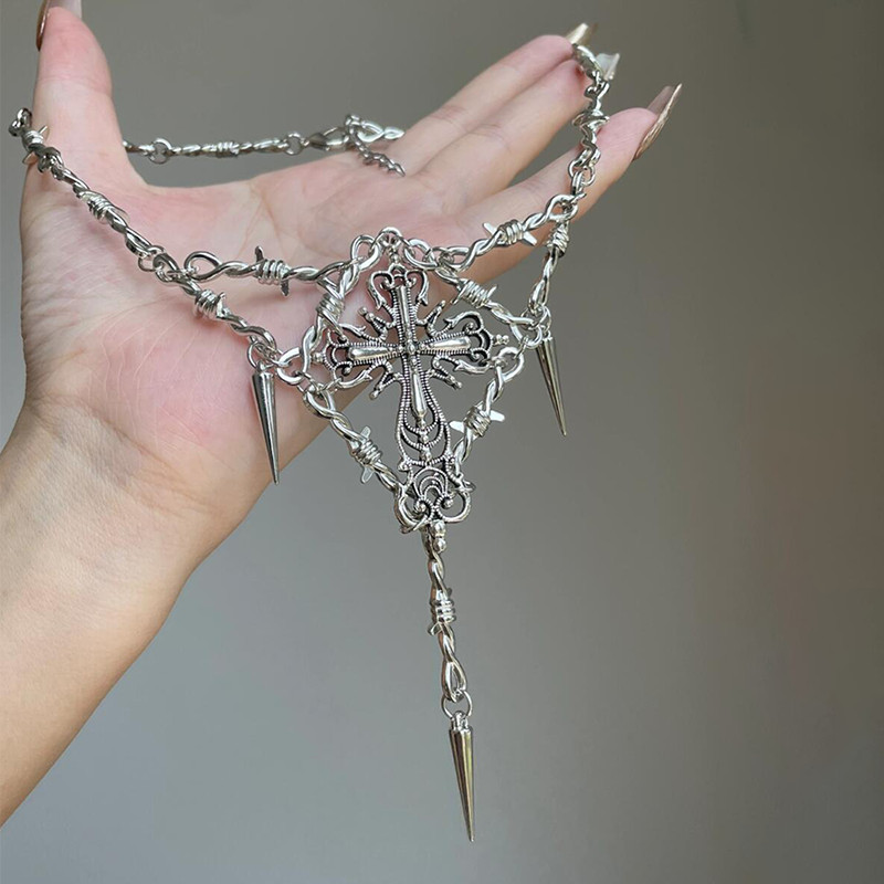 Niche Design Ins Thorn Cross Pendant Clavicle Chain Heart Net Red Hip ...
