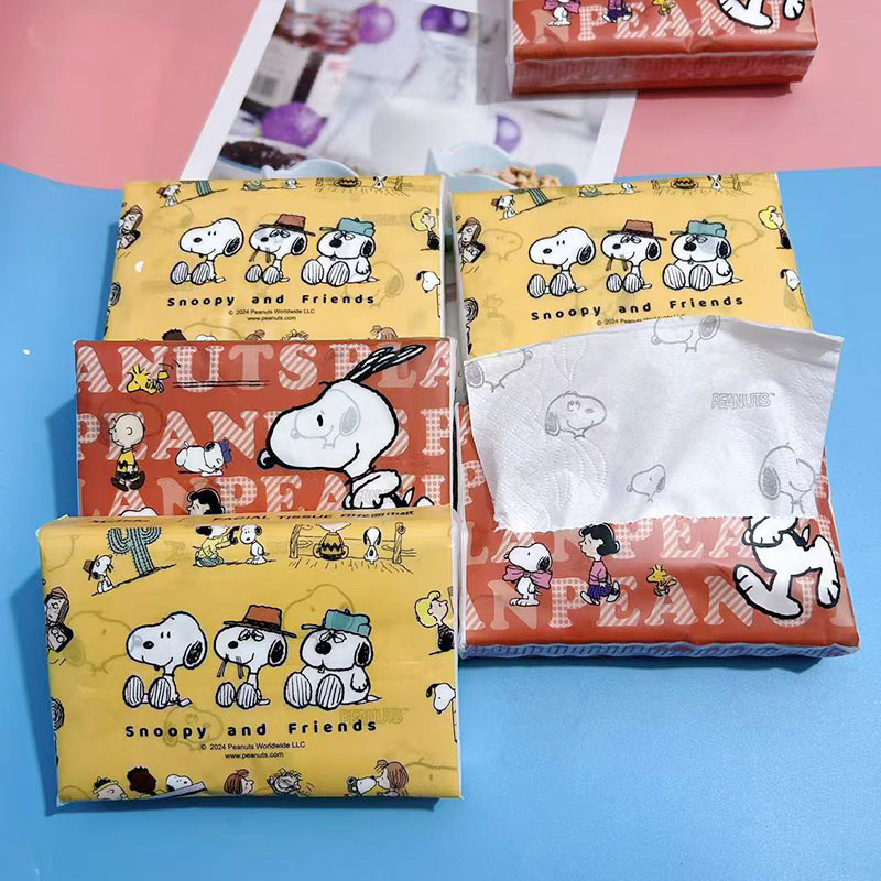 Snoopy Printed Paper Snoopy Small Packet Paper Facial Tissue Happy ...