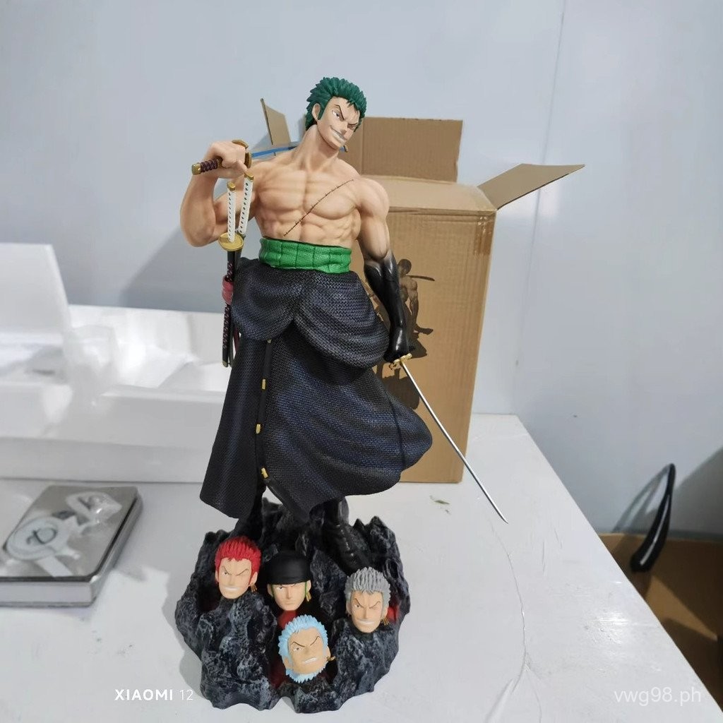 One Piece Premium gk Figure of Zoro Carrying a Sword with Five ...
