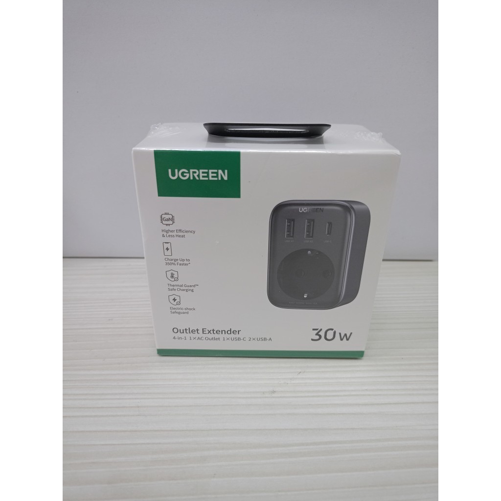 UGREEN Gan Outlet Extender Adapter Charger 30W Socket Wall Charger 4 in ...