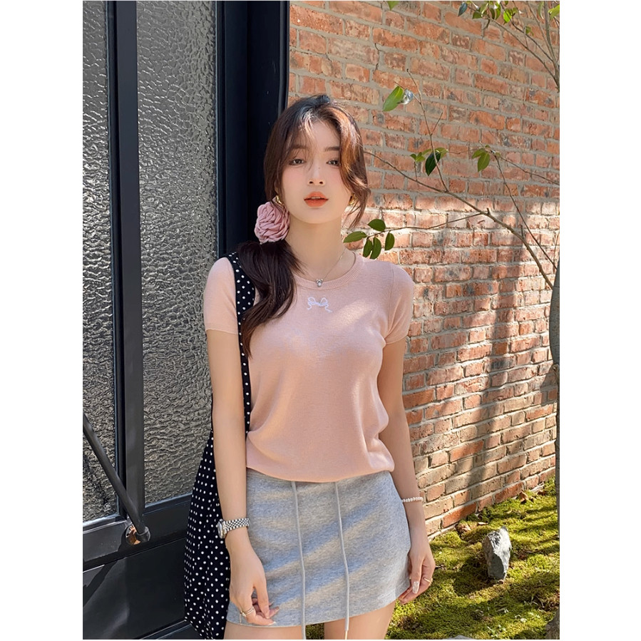 Mongtoghi Thin Sweater with Bow Embroidery Round Neckshort sleeve ...