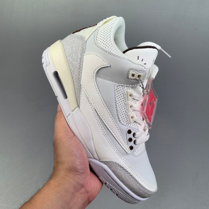 Ravis Scott x Retro White Barb Joe 3 White Barb Basketball Shoes ...