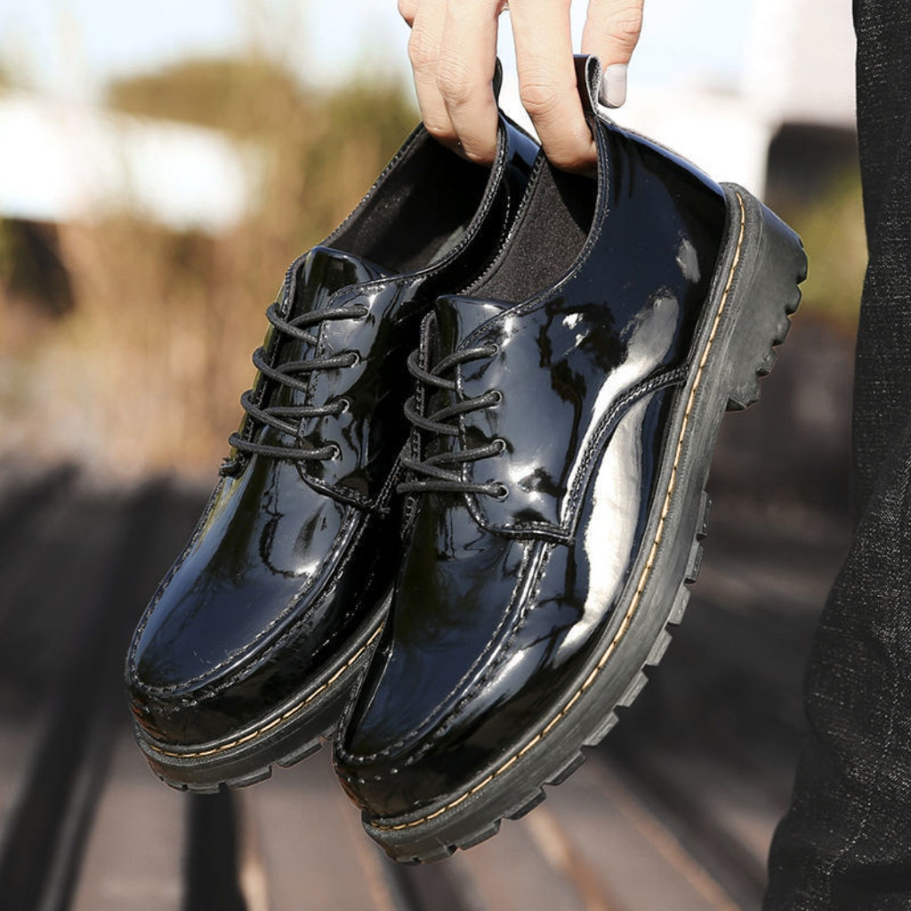 【M Shoes Studio】2024 Black Derby Thick Sole British Glossy Round Head ...