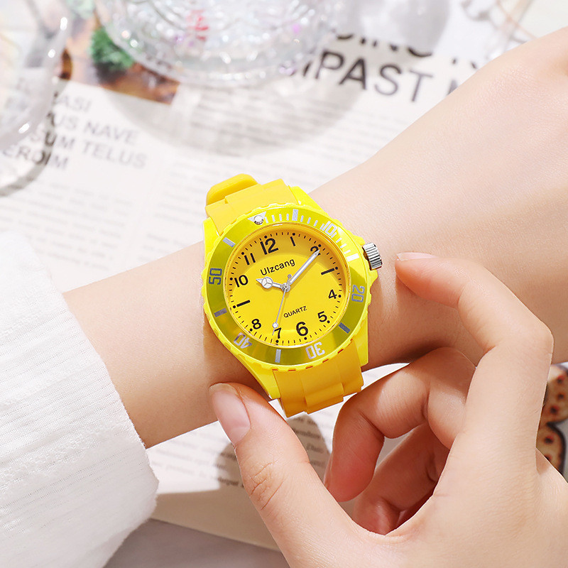 Kids quartz watch waterproof and anti drop sports watch as a gift for ...