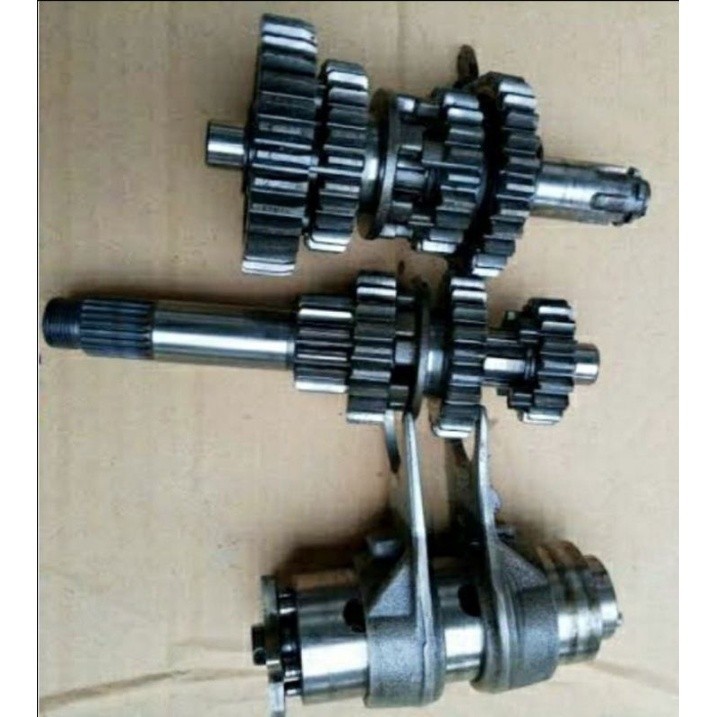 Revo fi gear ratio original injection (second hand) | Shopee Philippines