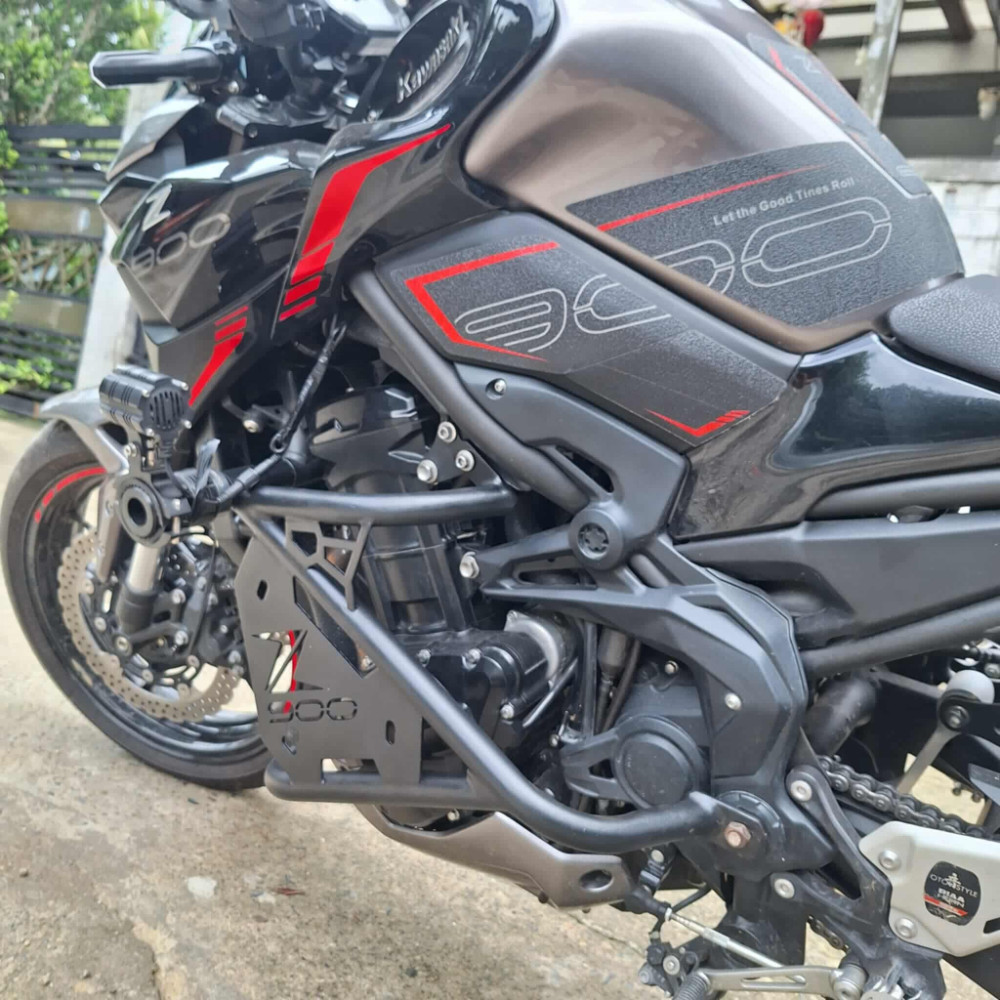 KAWASAKI Z900 - HEAVY DUTY ENGINE CRASH GUARD ( POWDER COAT ) - PHASE 1 ...